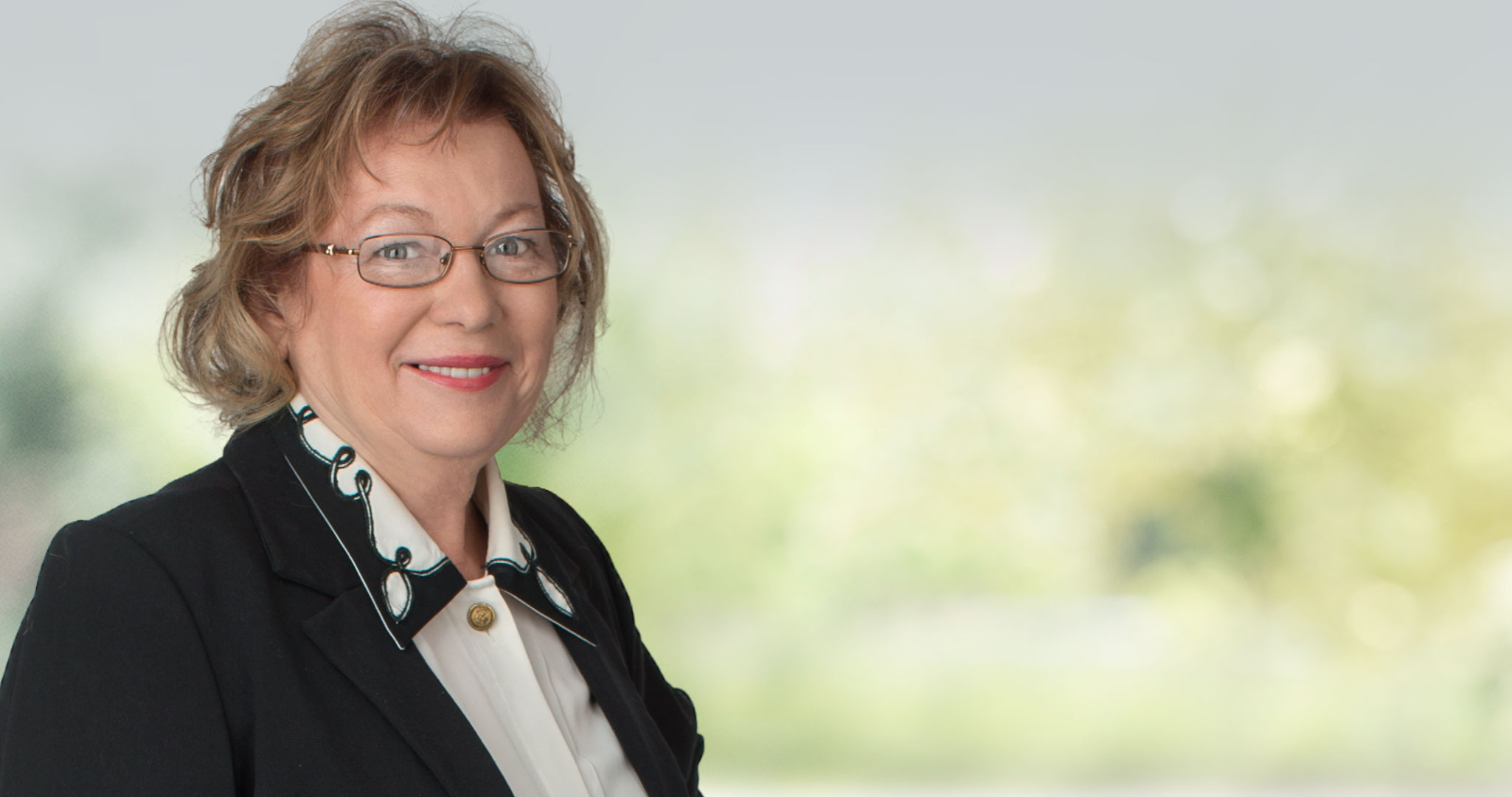 CHRISTINA-MILLEY-page-Headers | Go With Royal